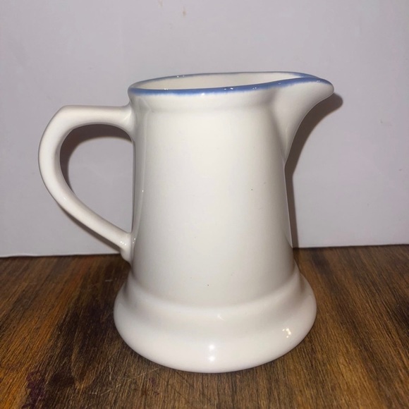 Pfaltzgraff | Dining | Vintage Pfaltzgraff Blue Village Creamer Pitcher ...